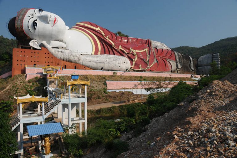 Mawlamyine und Mudon in Myanmar: Busse, Buddhas, Betelnüsse - Wo der ...