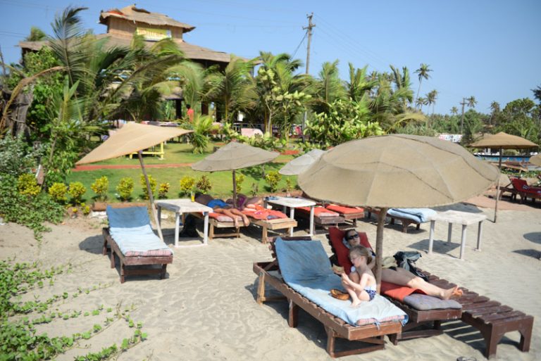 Arambol Beach, Indien: Mit Kind am schönsten Strand in Goas Norden - Wo ...