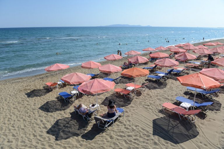 Strandliegen, Ammoudara Beach, Amoudara Beach, Heraklion, schönste ...